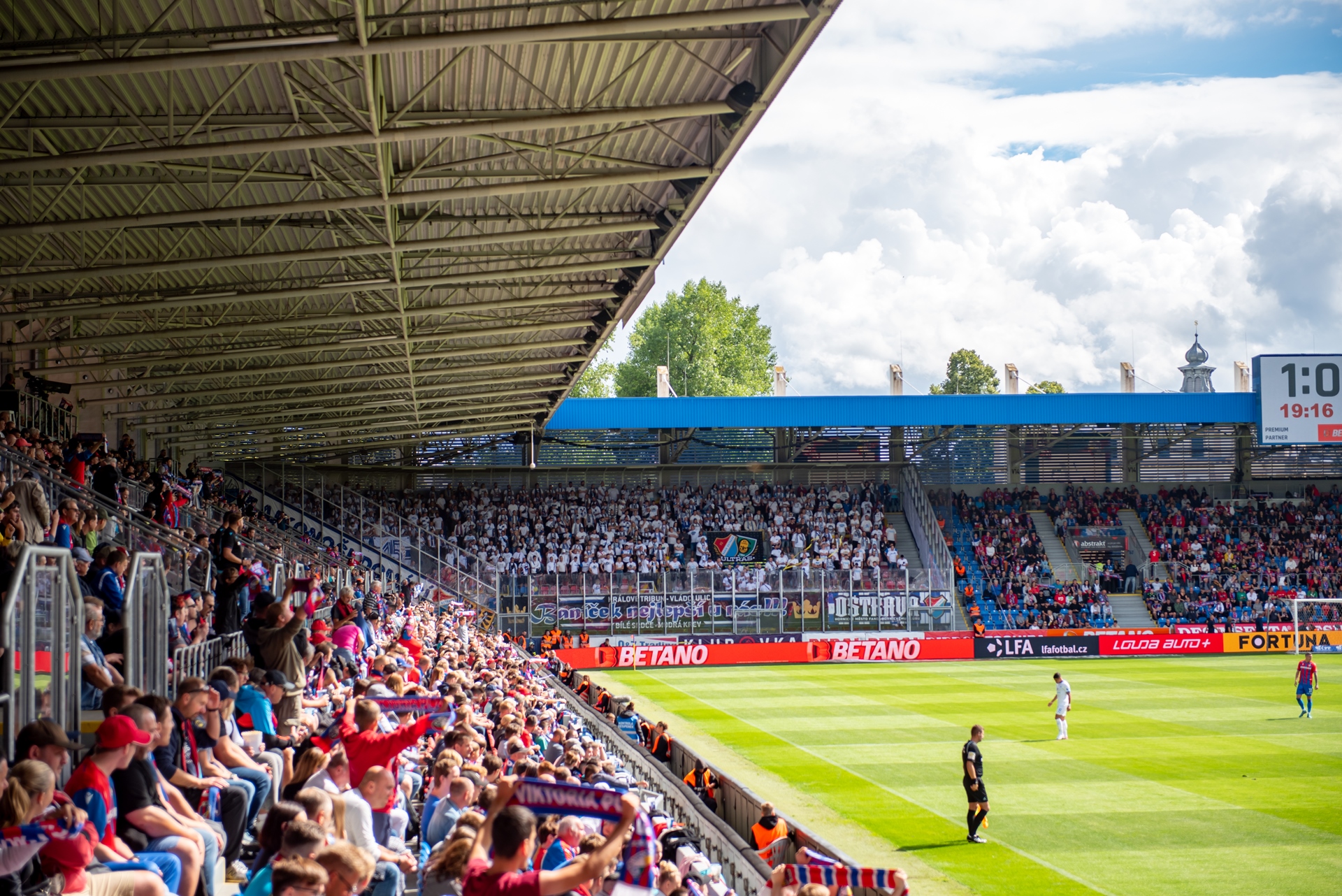 Ultras FC Baník Ostrava | Chachaři.cz
